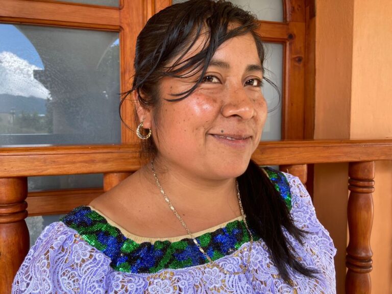 Las mujeres de Sitalá que dialogan a través de su vestimenta